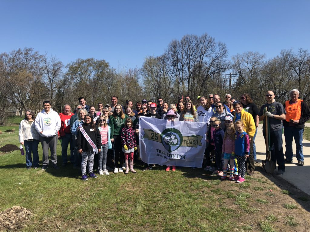 People from across the state celebrate trees