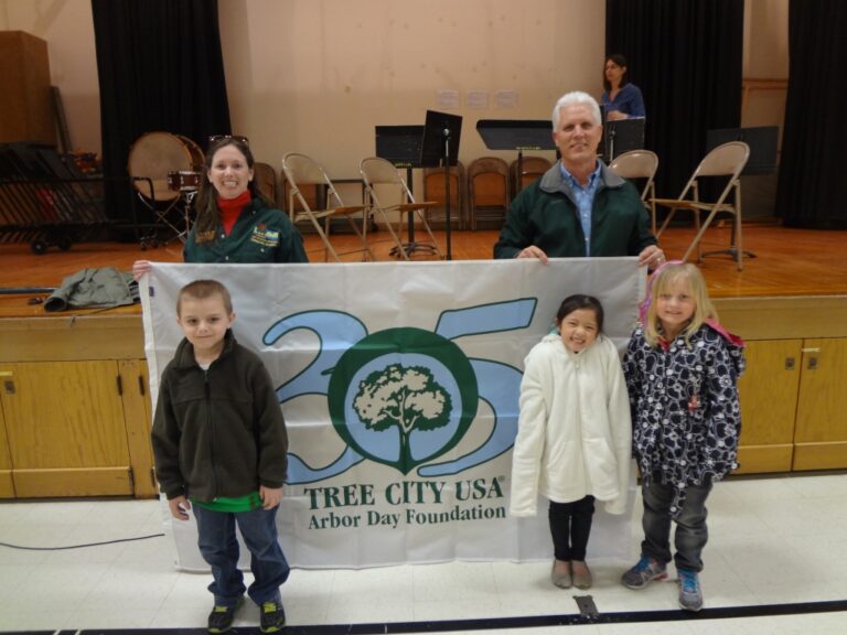 Recognizing Wisconsin’s Tree City, Tree Campus And Tree Line USA ...