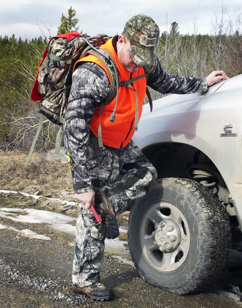 Don’t Spread Invasive Plants This Hunting Season